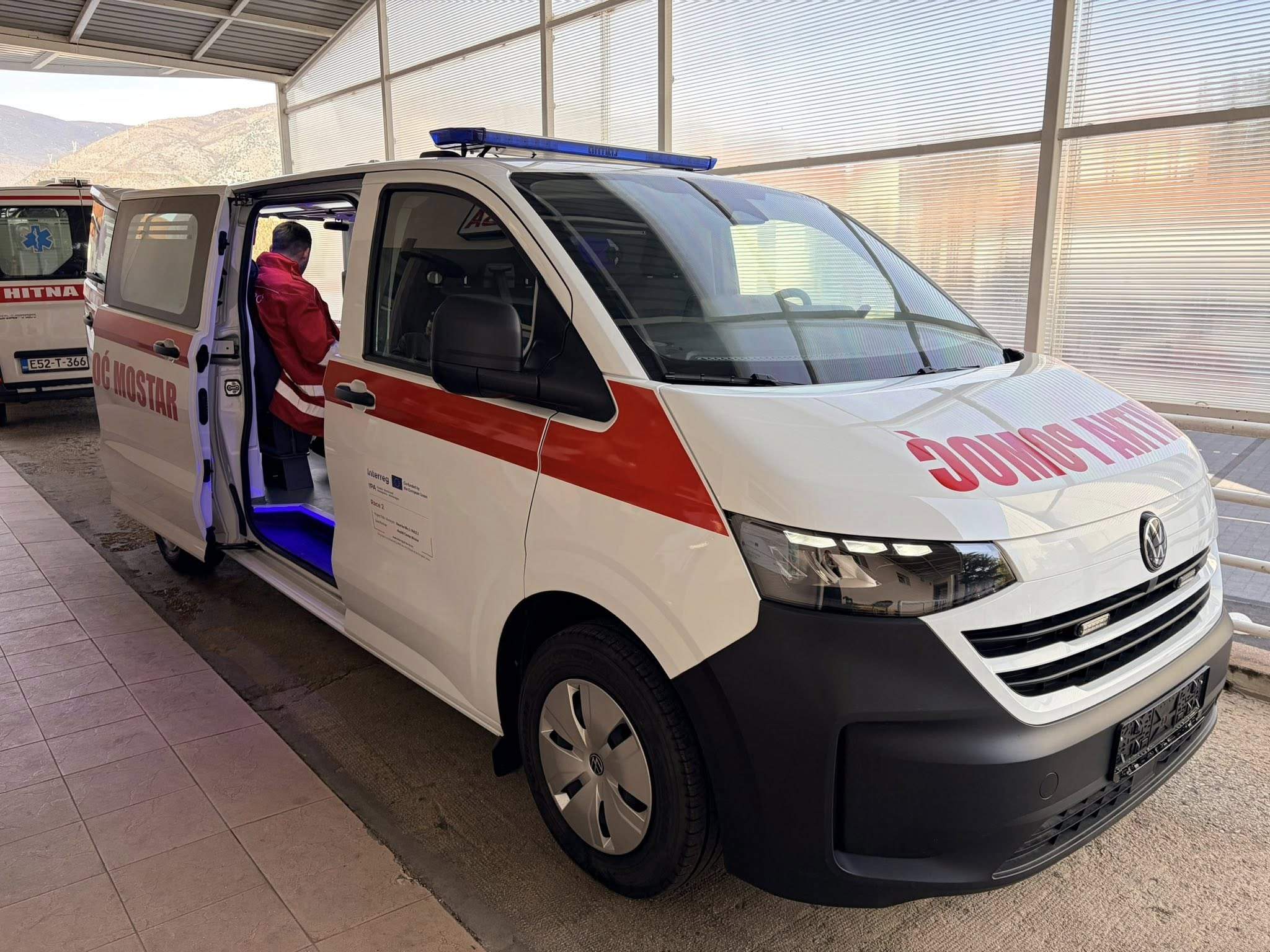 Mostarski Dom zdravlja dobio novo sanitetsko vozilo – EroBA